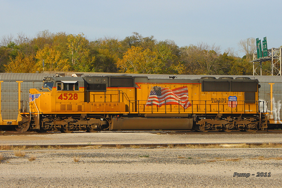 UP 4528 - EMD SD70M